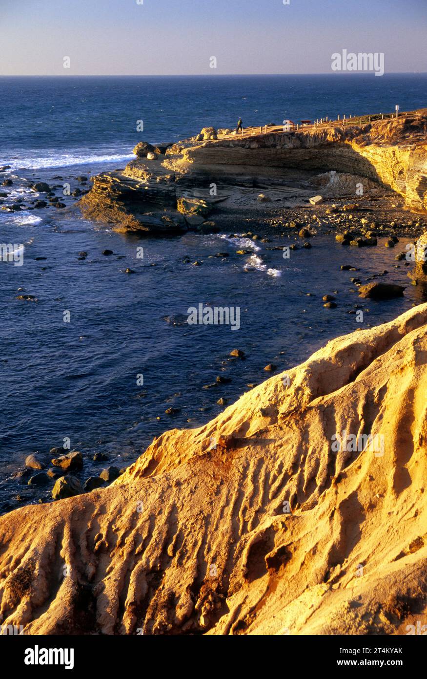 California cliff erosion hi-res stock photography and images - Alamy