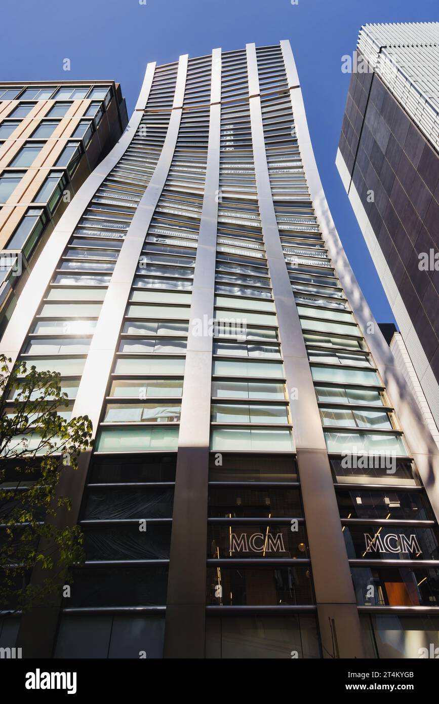 Tokyo, Japan - April 10, 2023: futuristic De Beers Ginza Building in ...