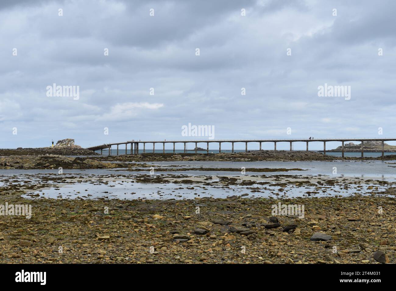 Pont de la route hi-res stock photography and images - Alamy