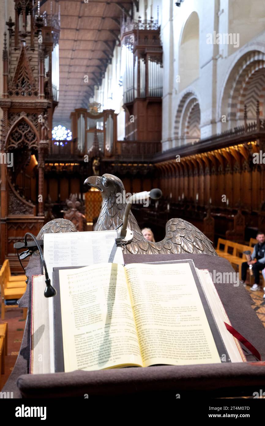 Lectern church hi-res stock photography and images - Alamy