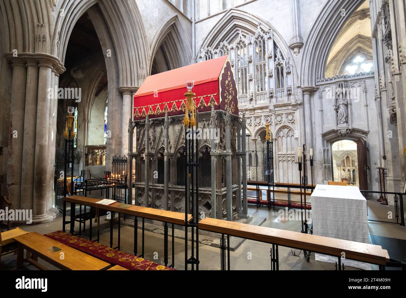 The Shrine of St Alban, St Albans Cathedral Stock Photo - Alamy