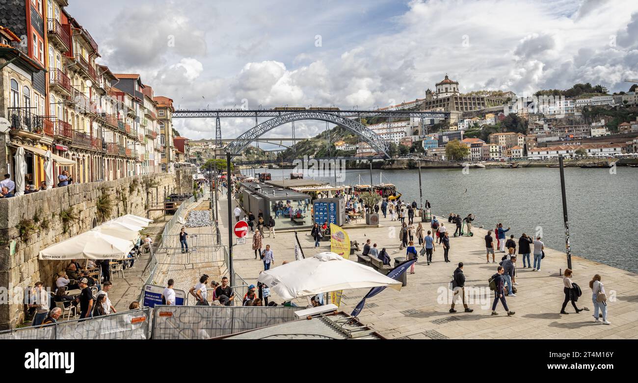 The Dom Luis I Bridge over the River Douro seen from the riverside in ...