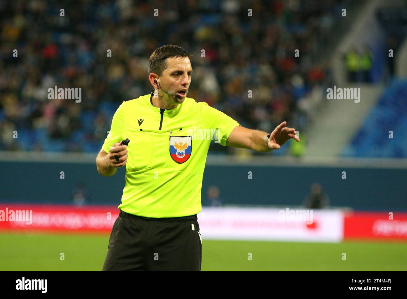 Chief arbiter hi-res stock photography and images - Alamy