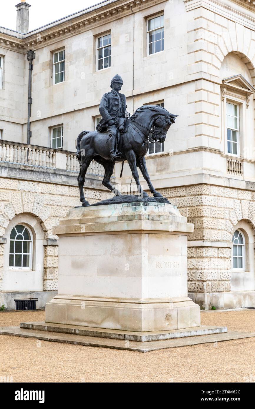 London Westminster, Field Marshal Earl Roberts statue on horseback,UK ...