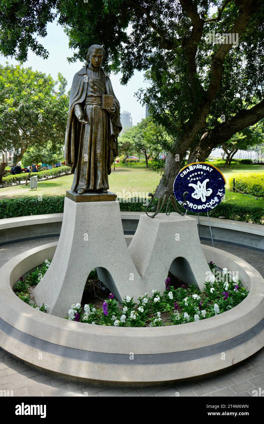 Lima, Peru. Statue of a Priest at Miraflores Stock Photo - Alamy
