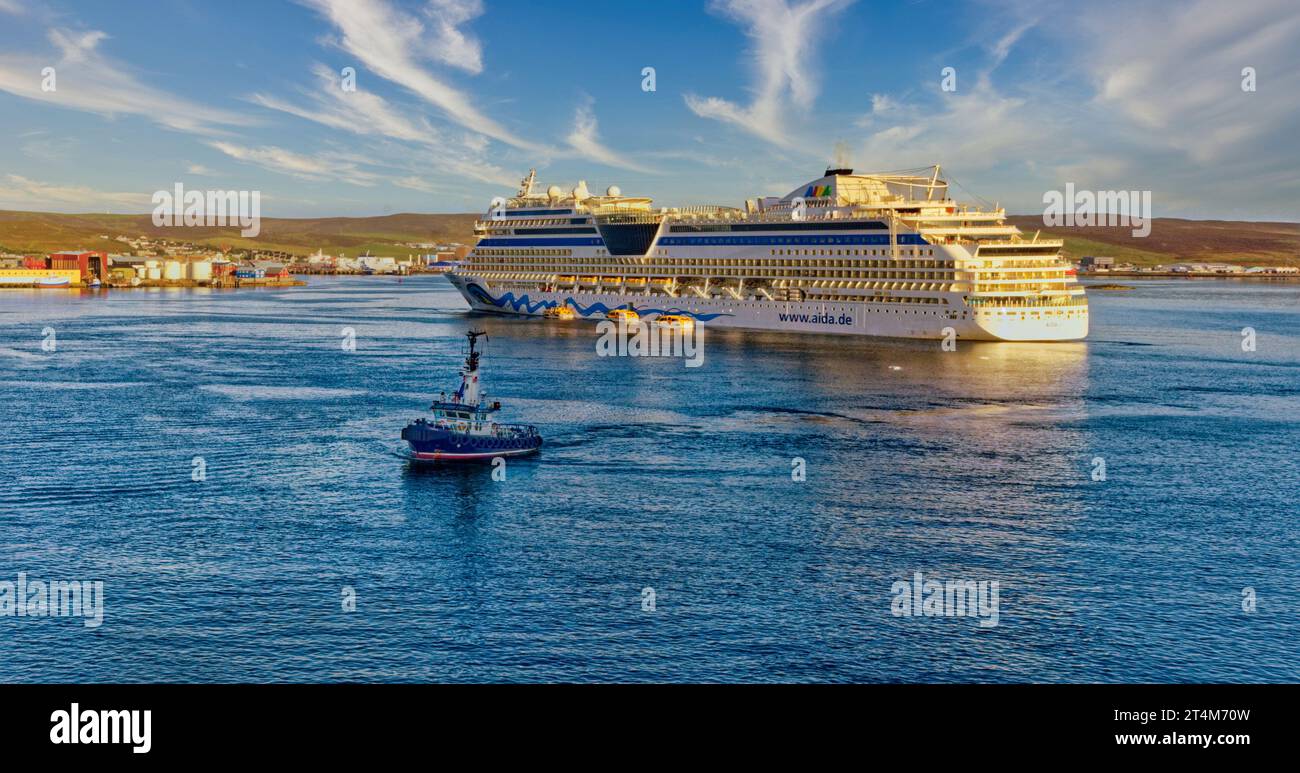 Deep water naval base hi-res stock photography and images - Alamy