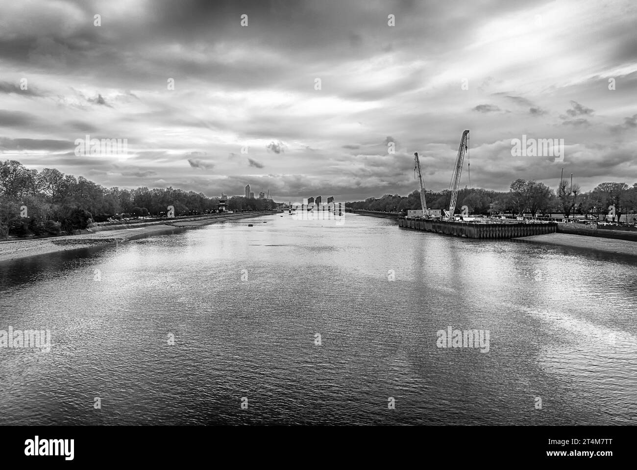 River bank road bridge Black and White Stock Photos & Images - Alamy