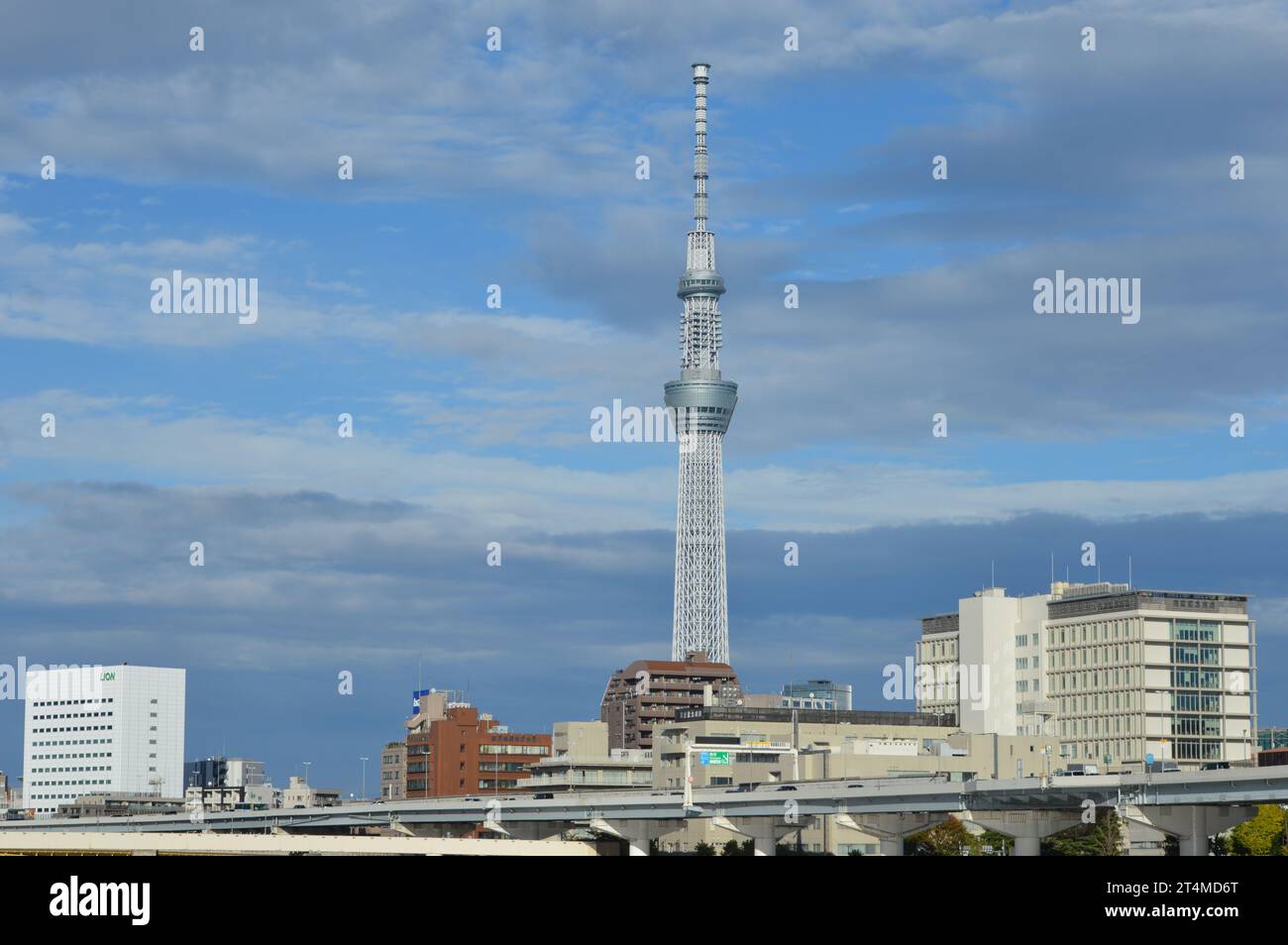 Tokyos ever changing skyline hi-res stock photography and images - Alamy