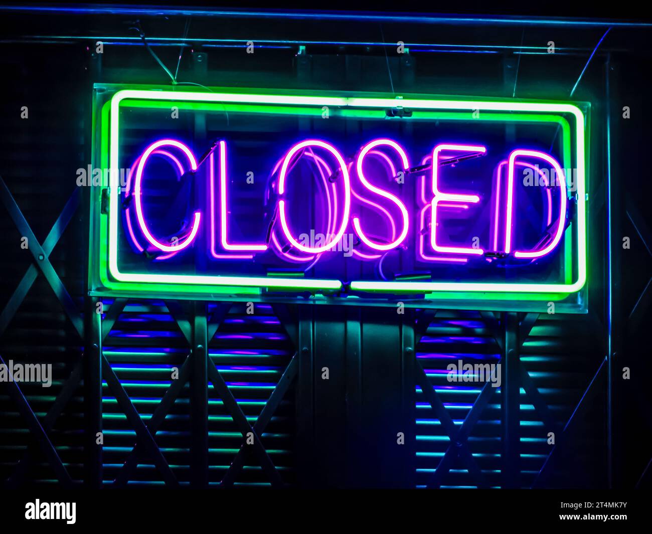 Tube closed sign hi-res stock photography and images - Alamy