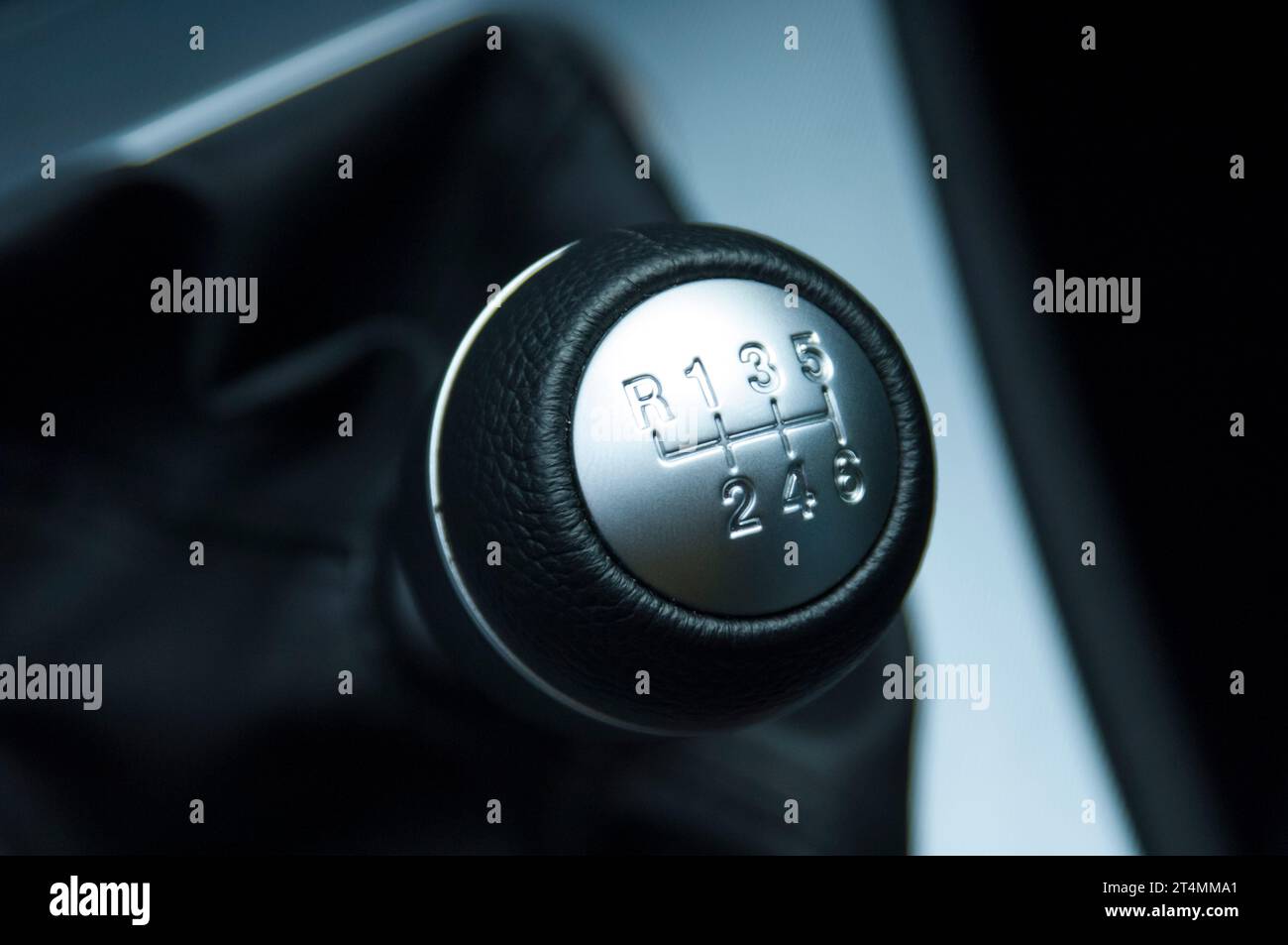 Six speed manual gear selector on a sports car Stock Photo - Alamy