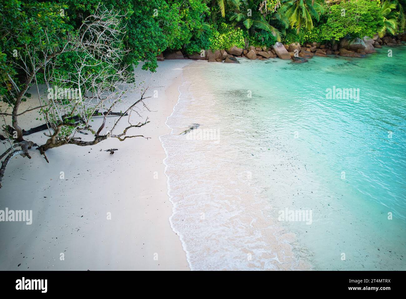 Drone of baie lazare beach, granite stones, white sandy beach ...