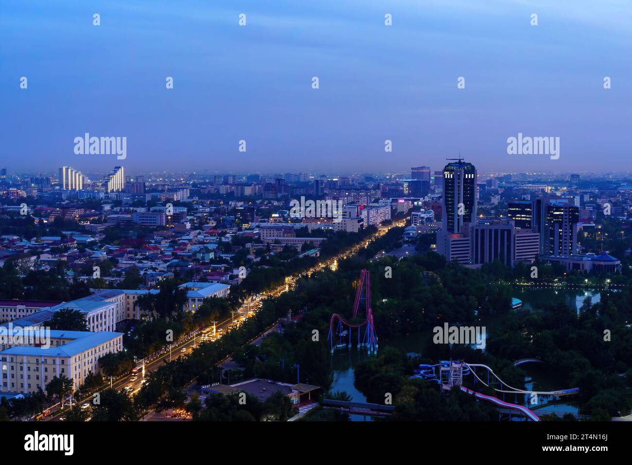 Tashkent aerial night hi-res stock photography and images - Alamy