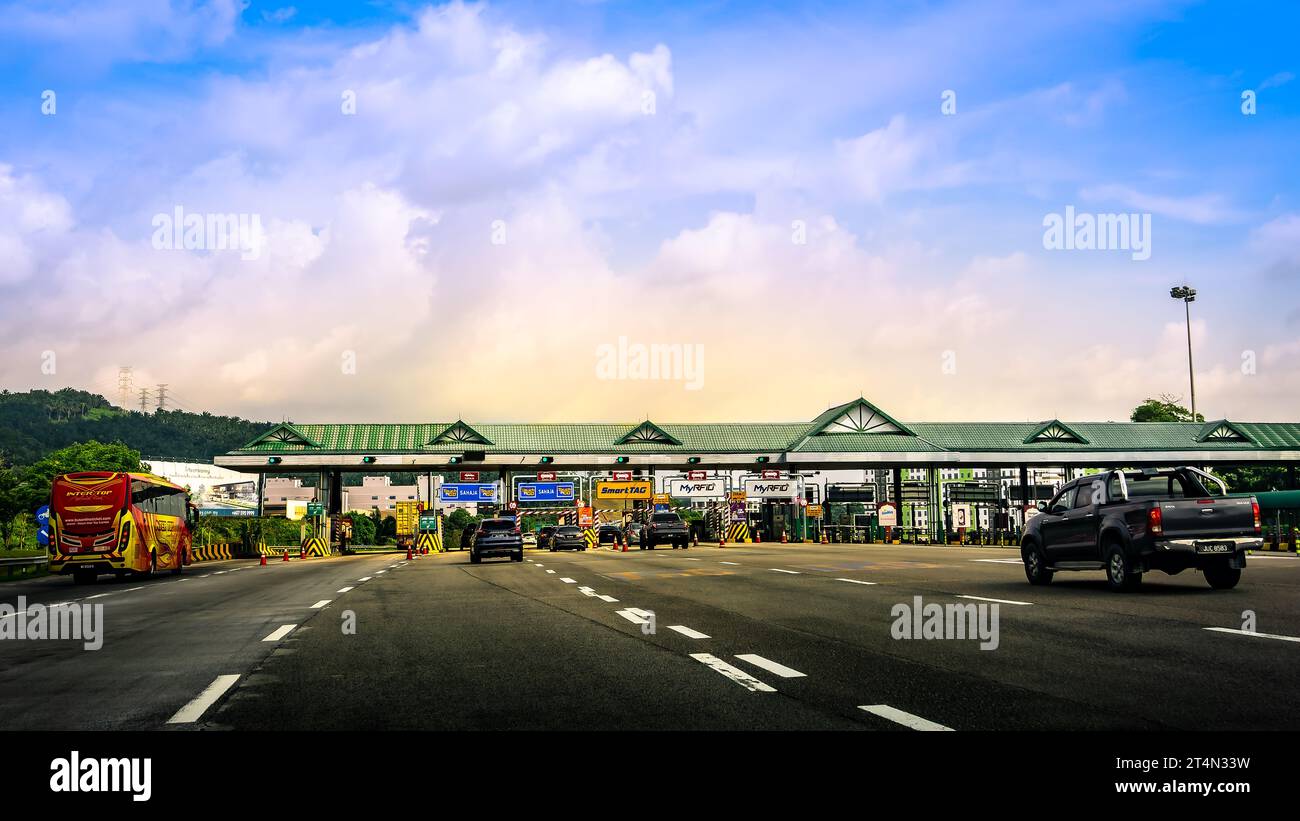 Motorcycle cars road gate architecture hi-res stock photography and ...