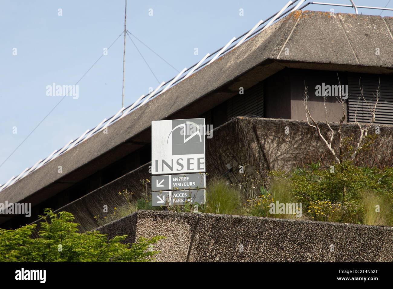 Bordeaux , France - 10 31 2023 : INSEE logo brand and text sign of ...