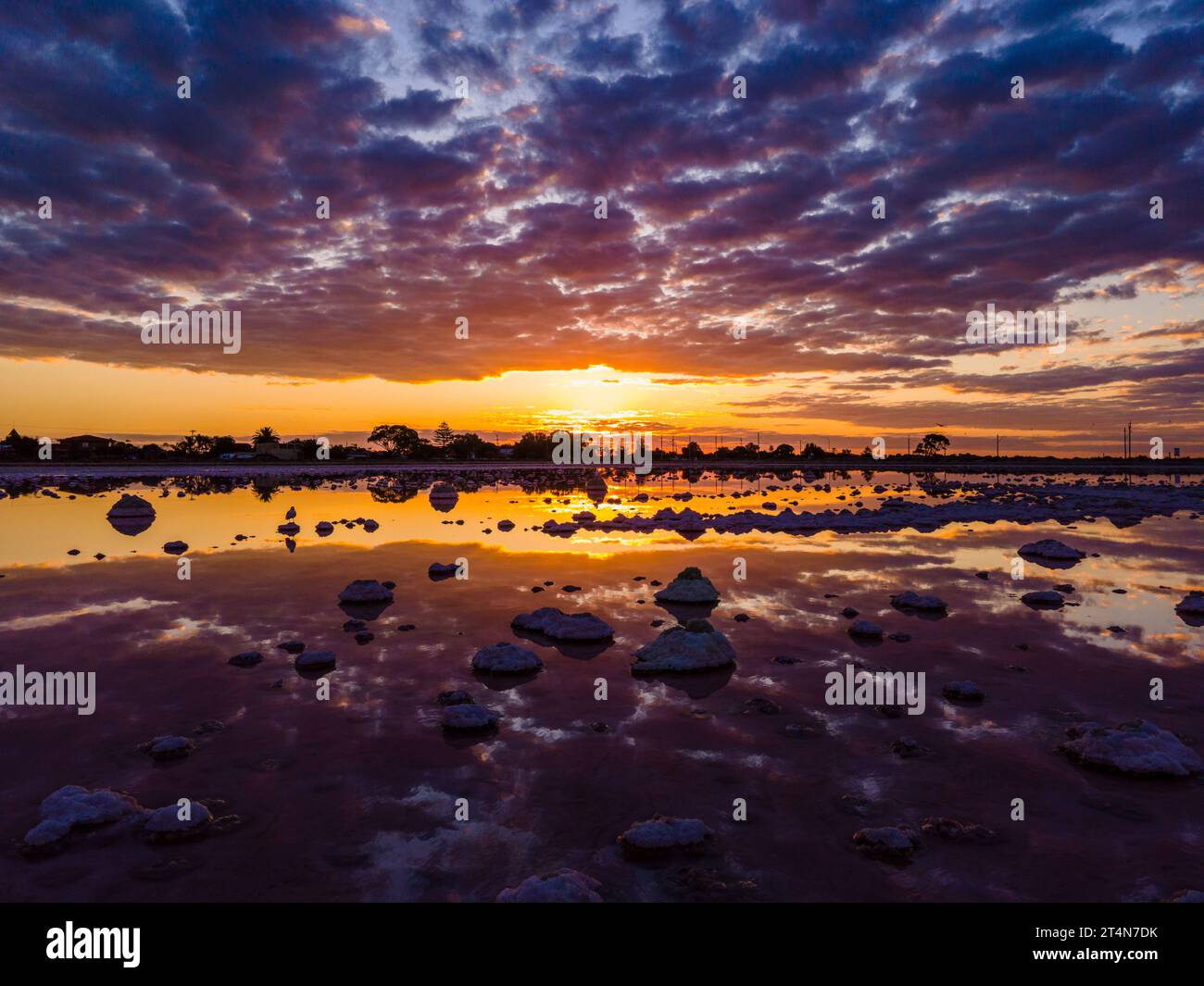 Salt pillars hi-res stock photography and images - Alamy
