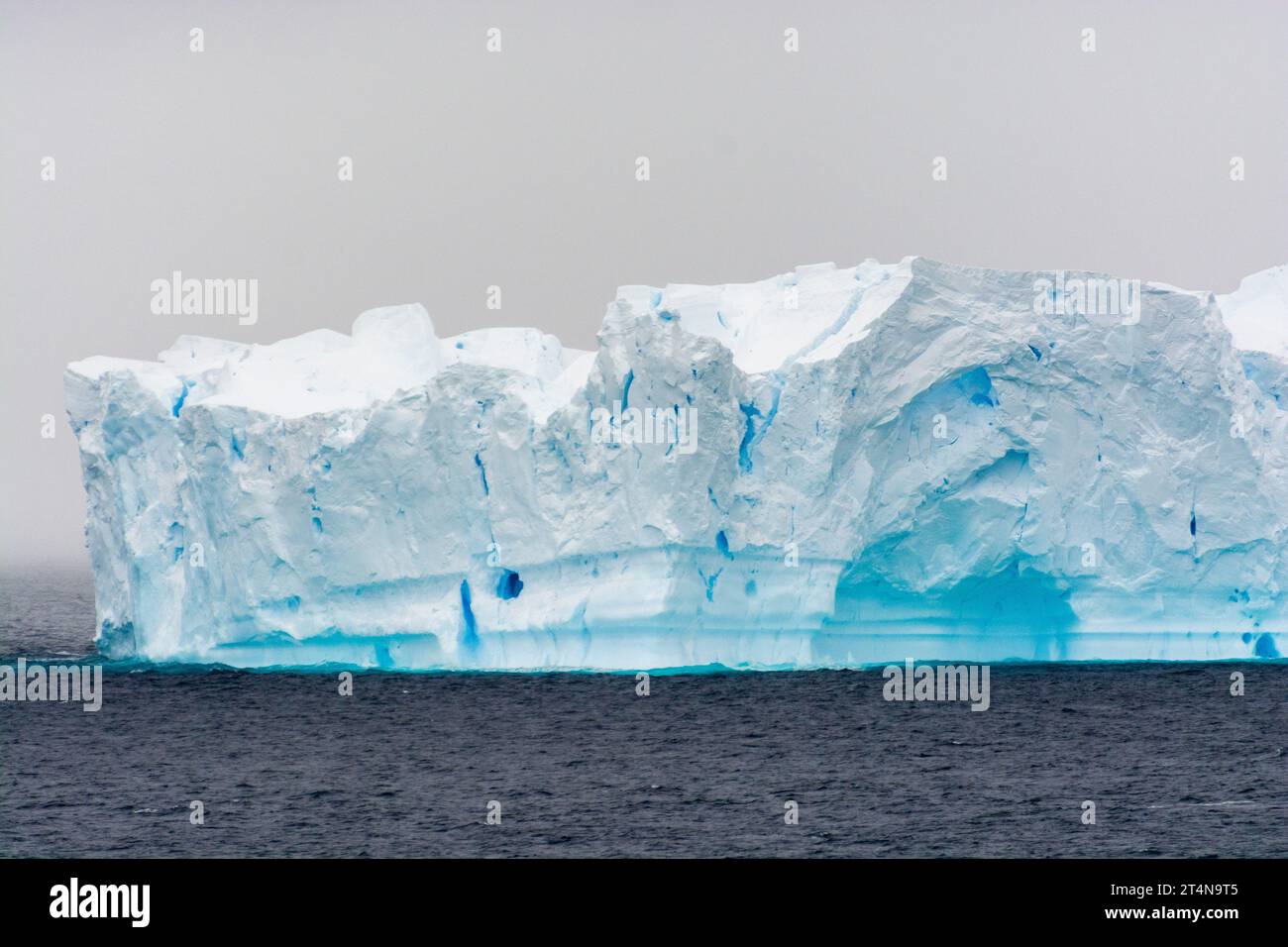 Close up large iceberg hi-res stock photography and images - Alamy