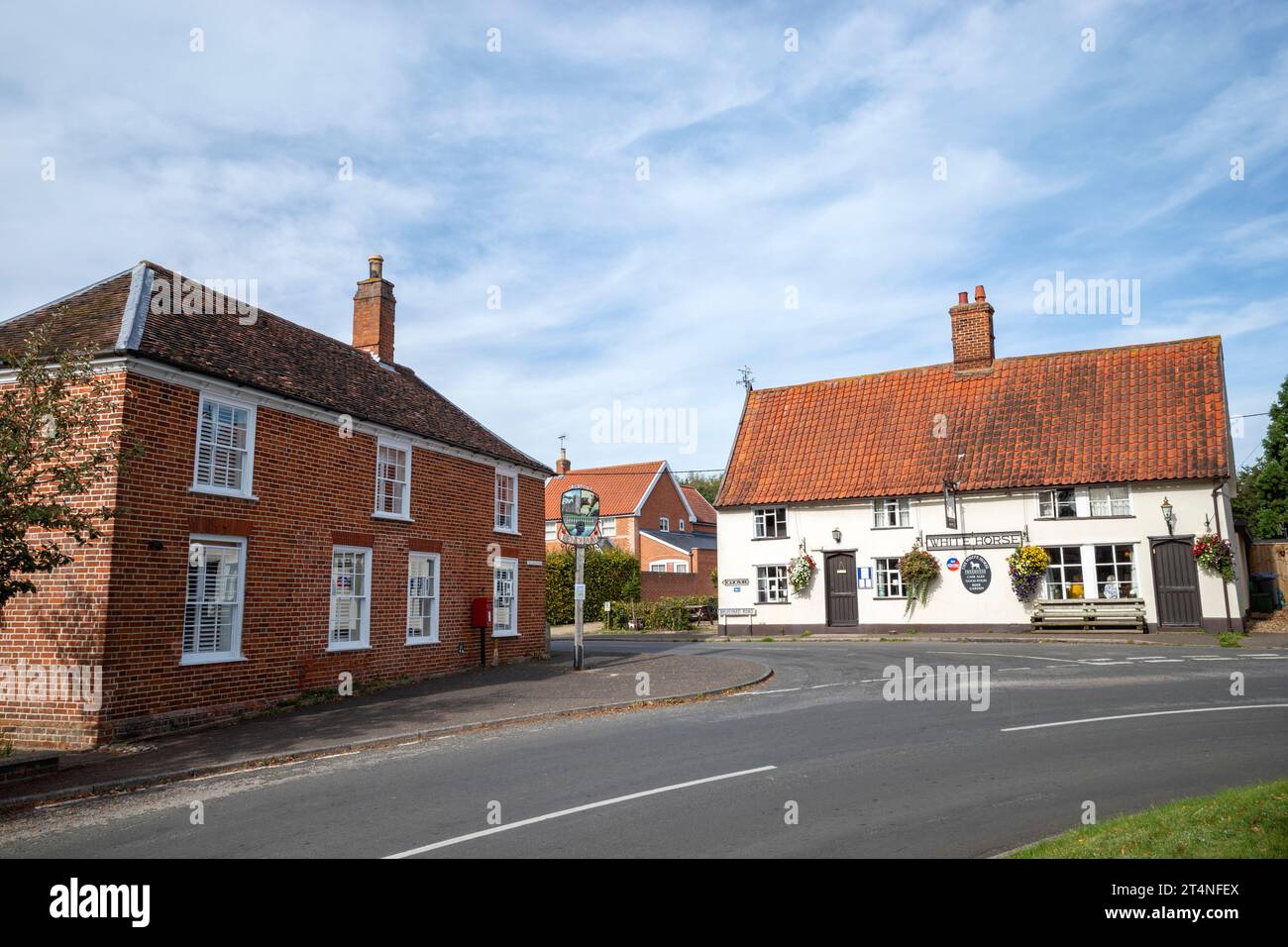 White horse public house rendham suffolk hi-res stock photography and ...