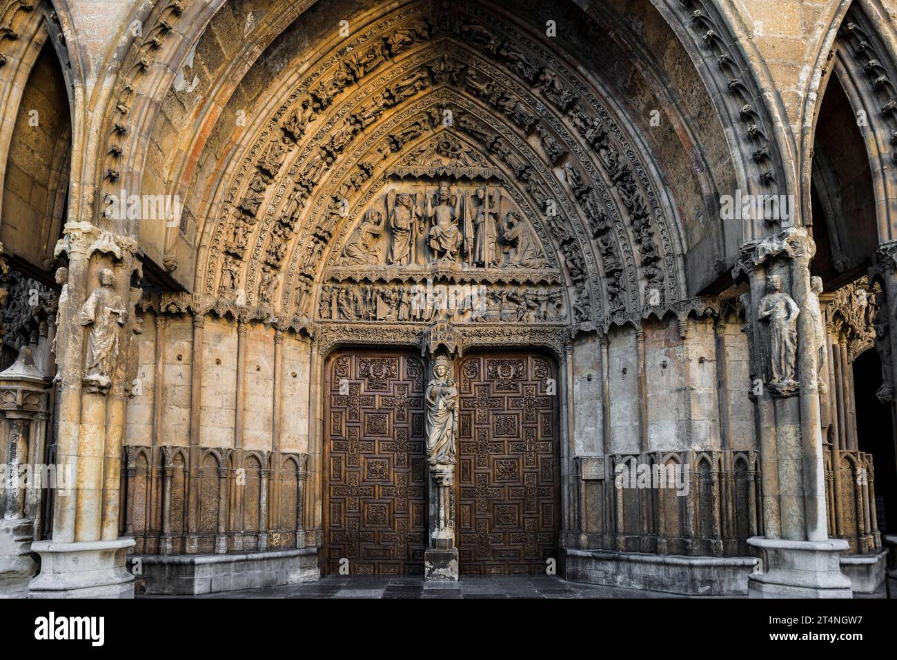 Leon downtown hi-res stock photography and images - Alamy
