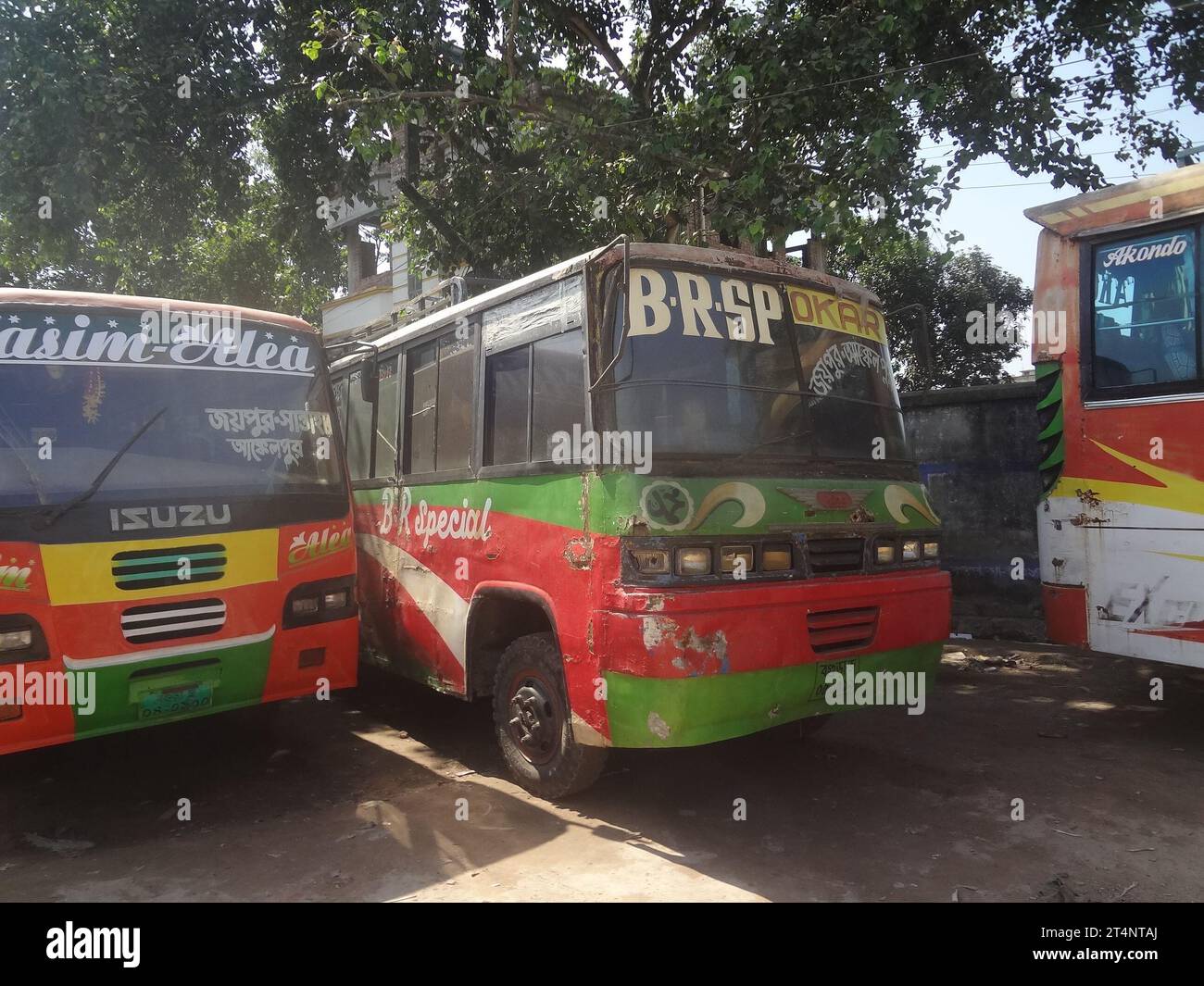 Inter district bus terminal hi-res stock photography and images - Alamy