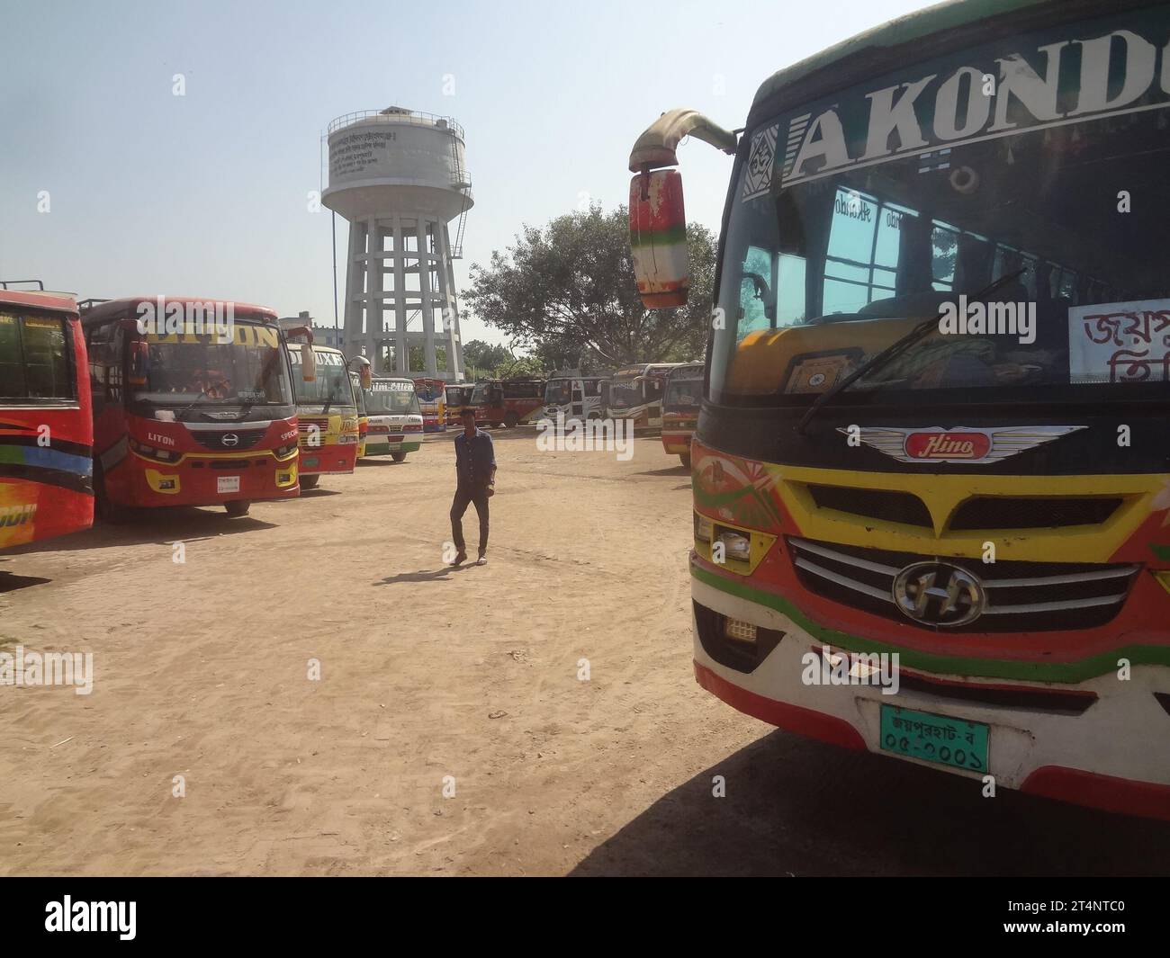 Inter district bus terminal hi-res stock photography and images - Alamy
