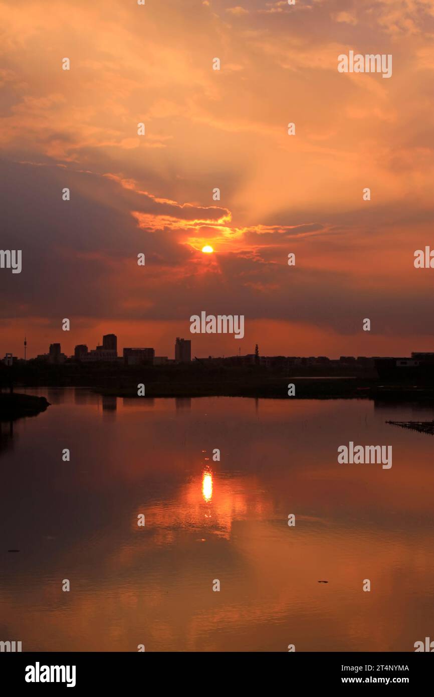 Waterfront city building scenery Stock Photo - Alamy