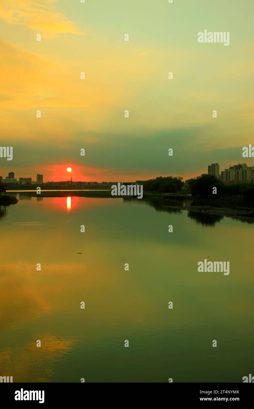 Waterfront city building scenery Stock Photo - Alamy