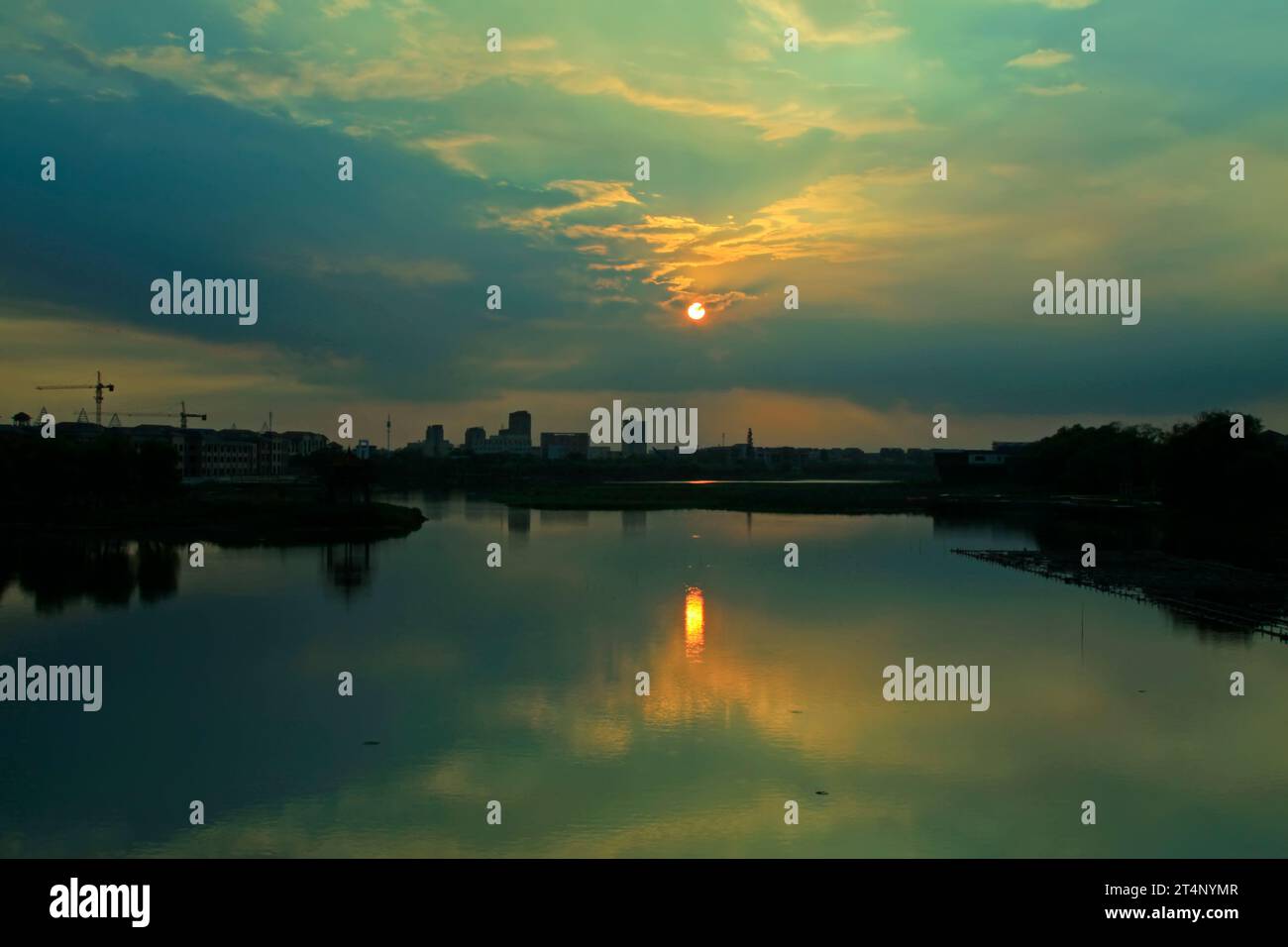 Waterfront city building scenery Stock Photo - Alamy