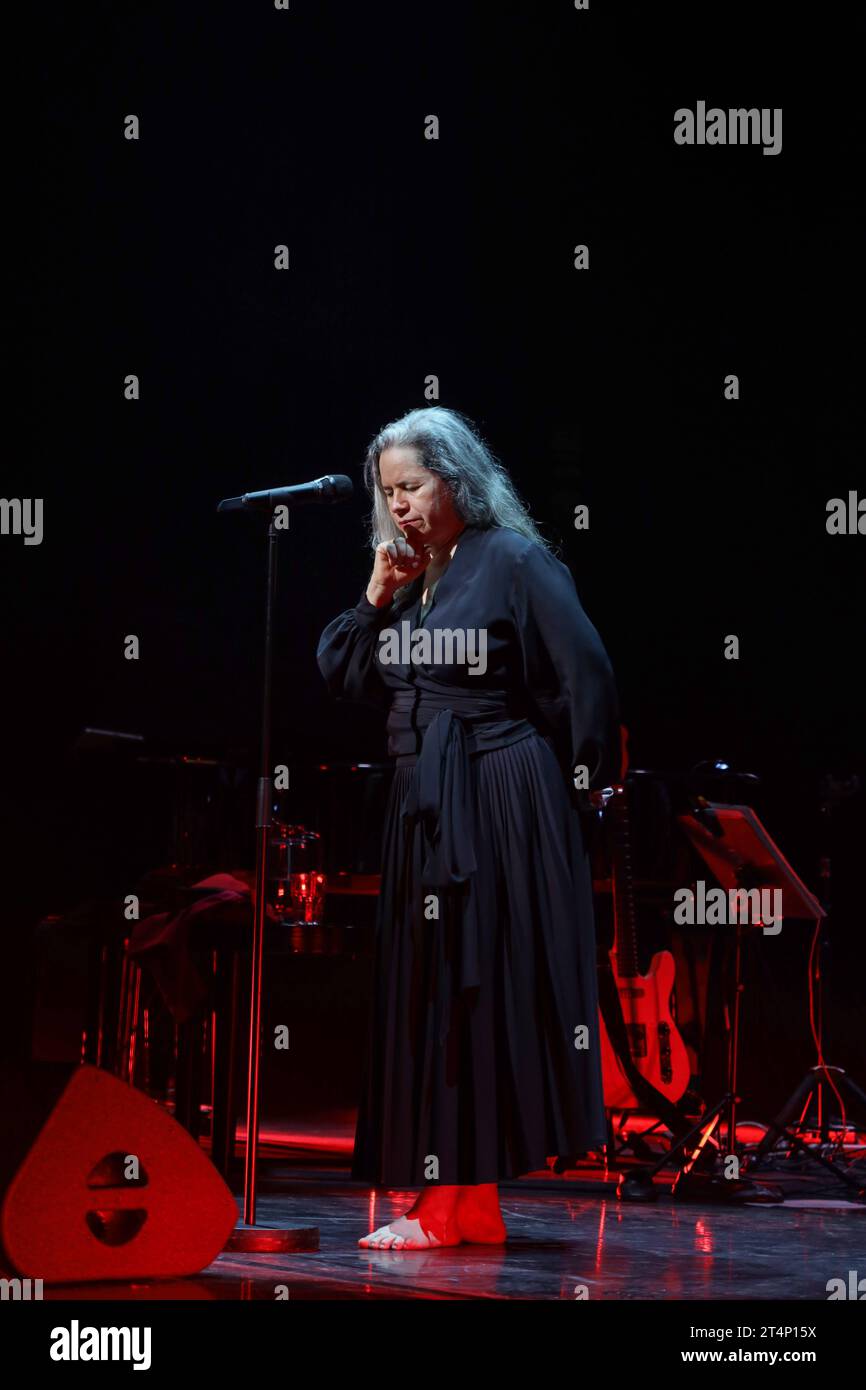 Natalie Merchant und Band auf Keep Your Courage-Tour im Theater des ...