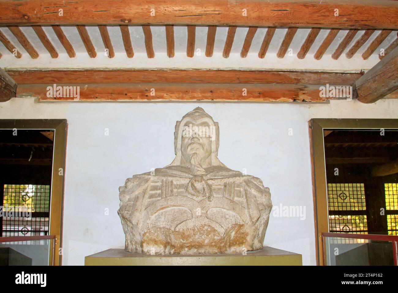 China Ming dynasty general qi jiguang sculpture Stock Photo - Alamy