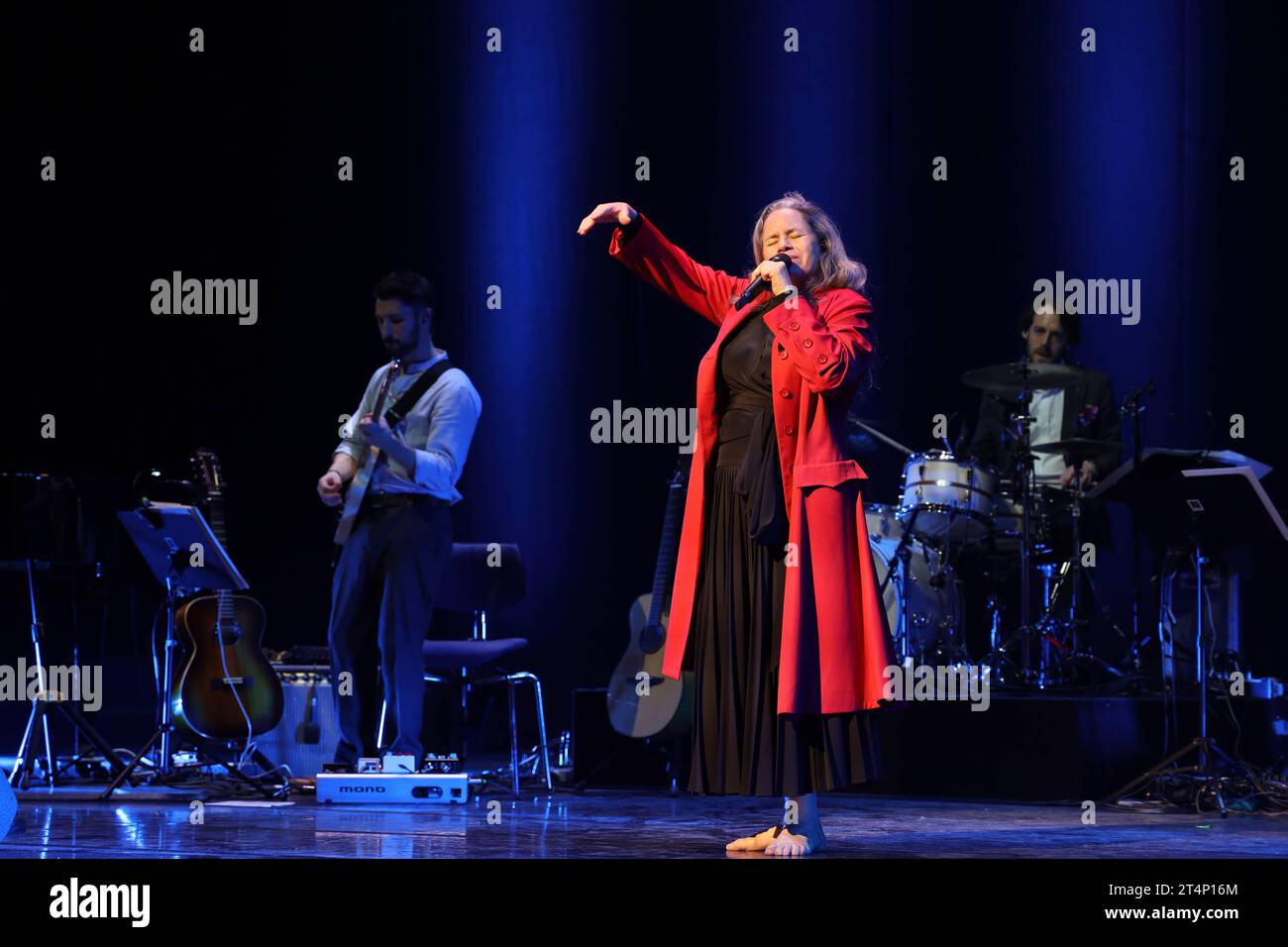 Natalie Merchant und Band auf Keep Your Courage-Tour im Theater des ...