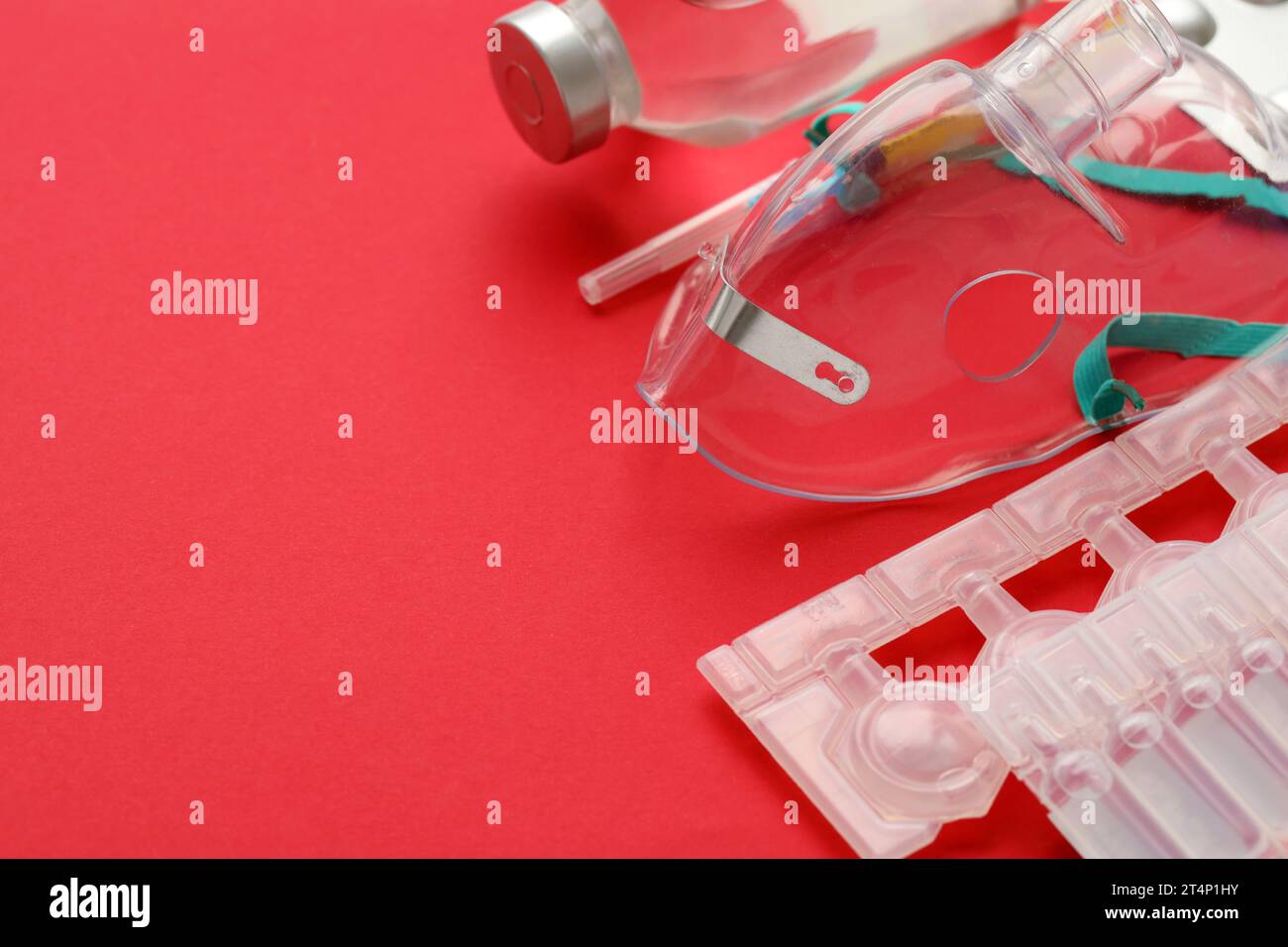 Coronavirus treatment concept. A medical face mask nebulizer for ...