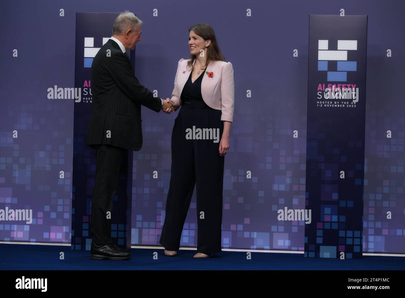 Technology Secretary Michelle Donelan greets Adolfo Urso, Minister of ...