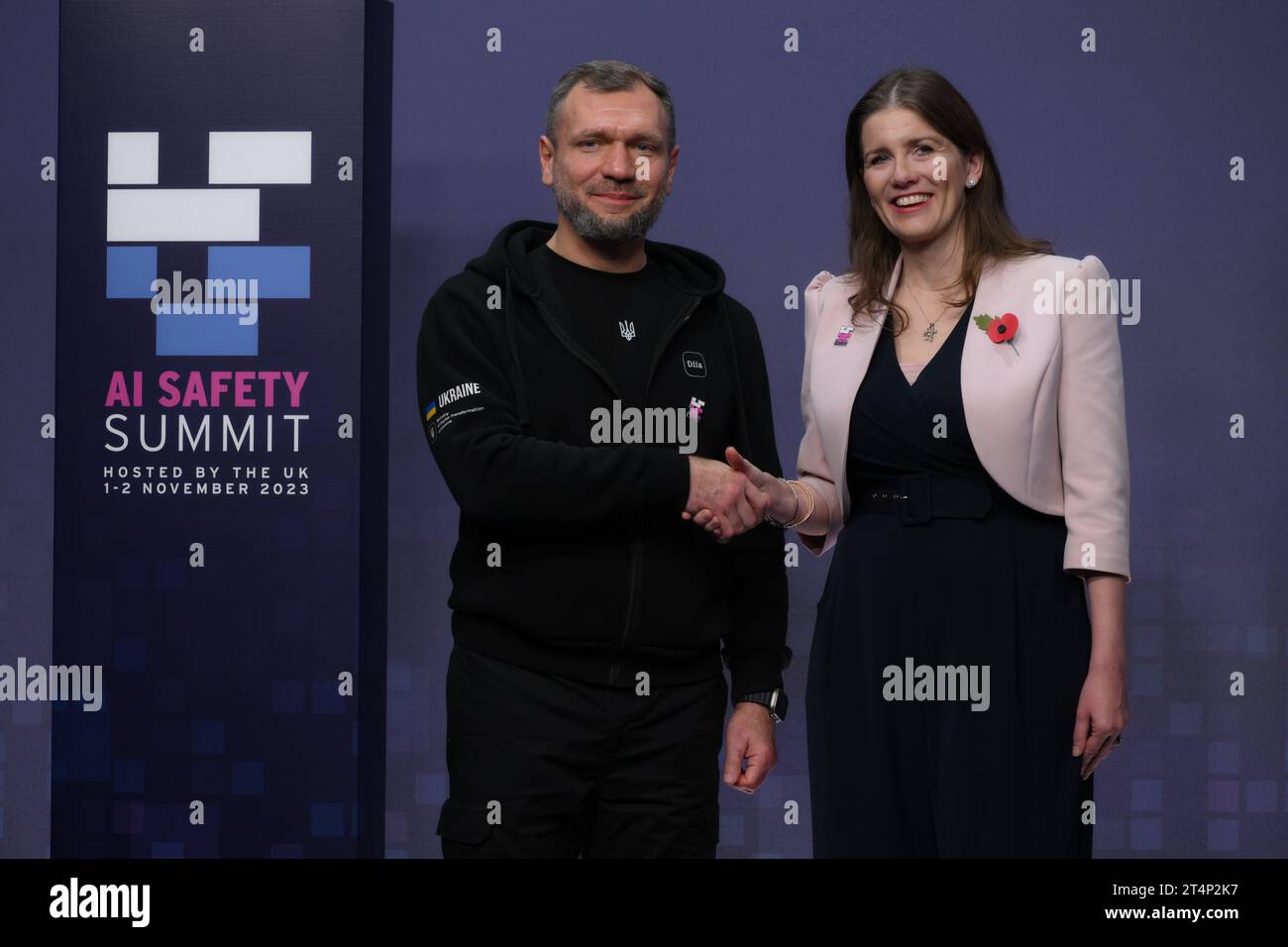 Technology Secretary Michelle Donelan greets Georgii Dubynskyi, Deputy ...
