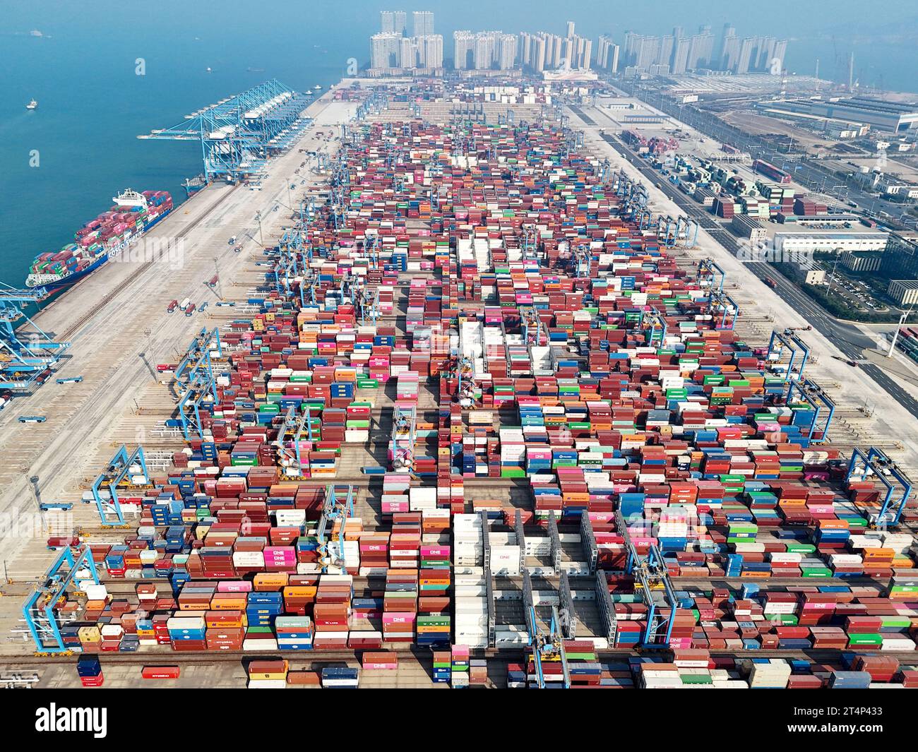 Qingdao, China. 01st Nov, 2023. QINGDAO, CHINA - NOVEMBER 1, 2023 - A ...