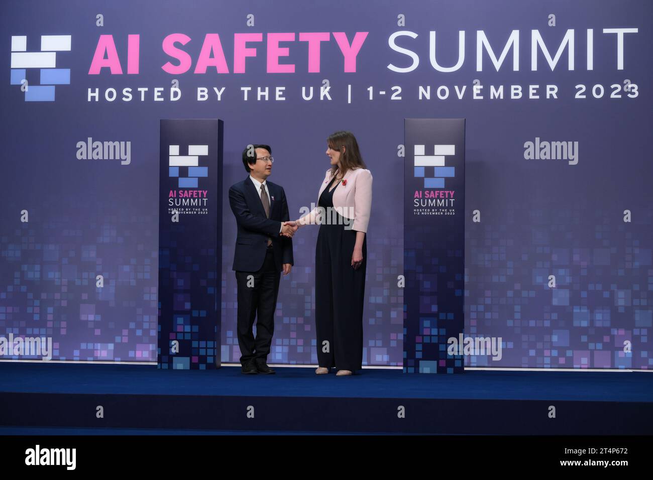 Technology Secretary Michelle Donelan greets Wu Zhaohui, Vice Minister ...