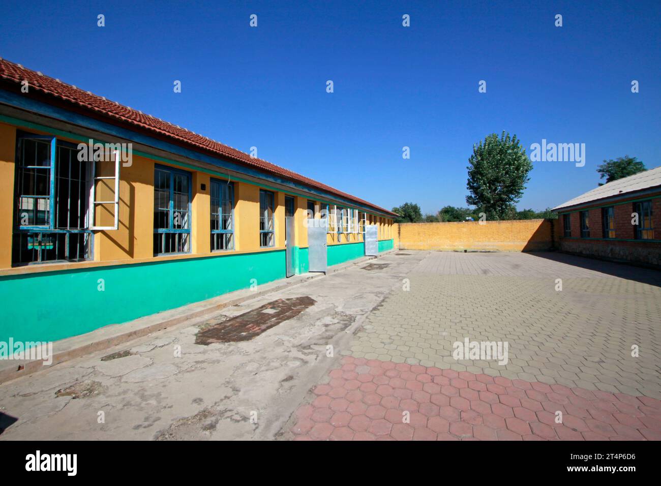 School buildings in rural areas, China Stock Photo - Alamy