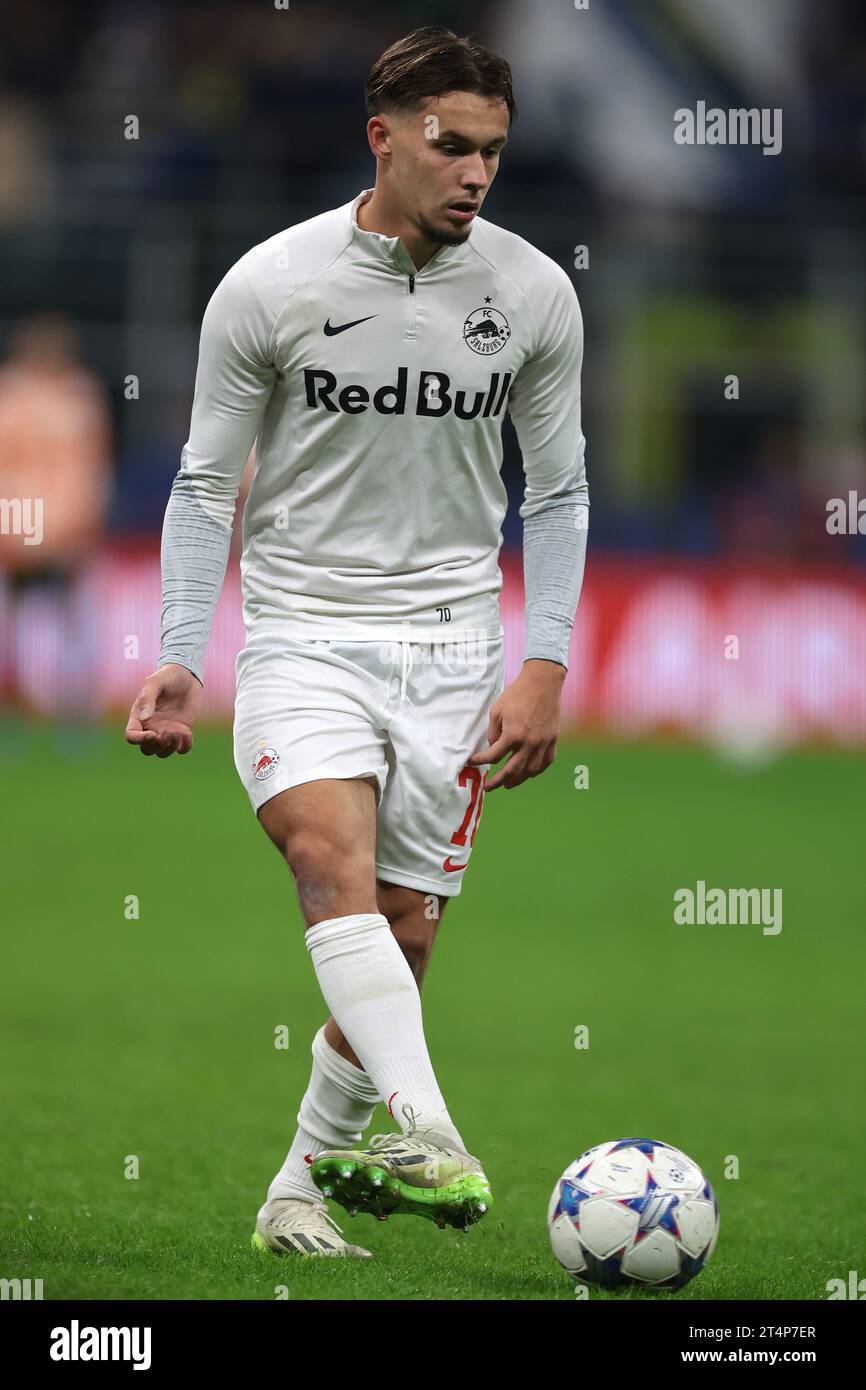 Milan omar hi-res stock photography and images - Alamy