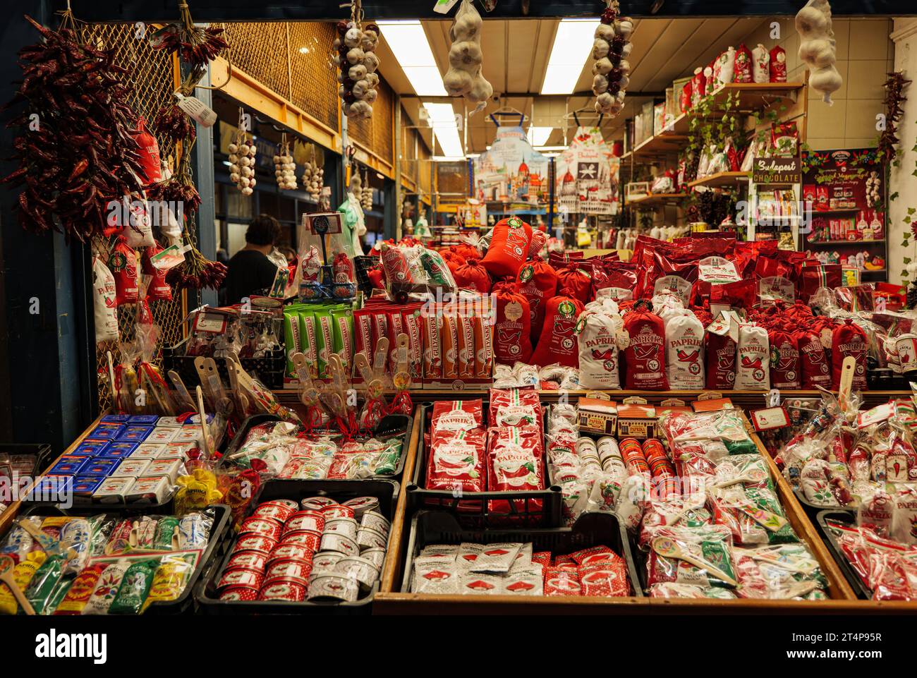 Great Market Hall of Budapest: fruits, vegetables, dairy products ...