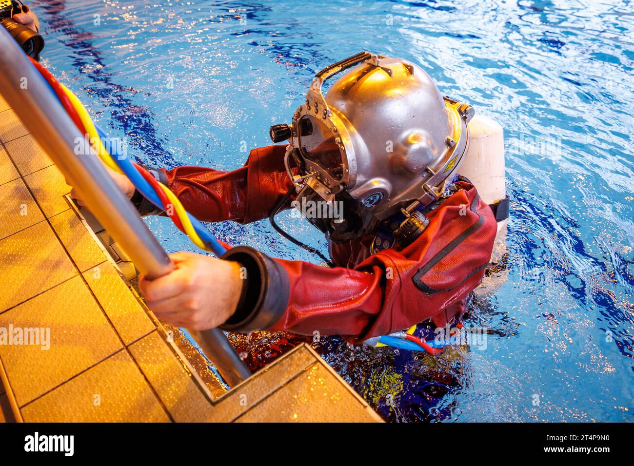 Practical parts of the Zero visibility diving, diver rescue training ...
