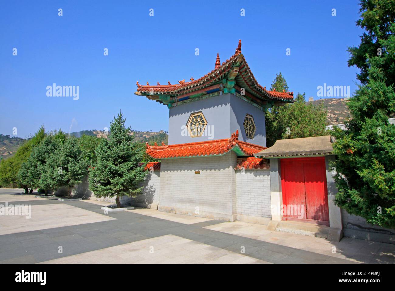 Temple landscape architecture in ancient China Stock Photo - Alamy