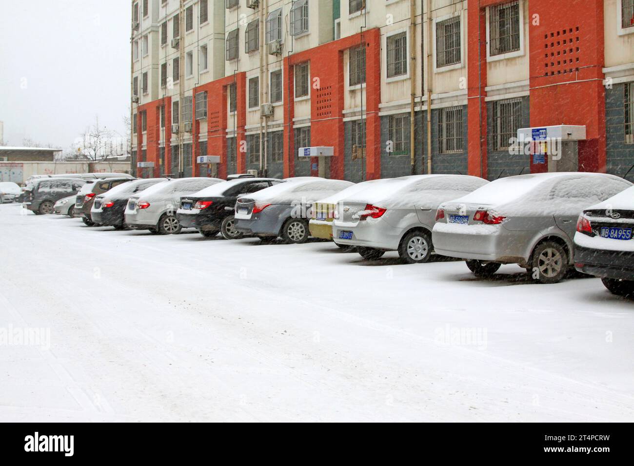Residential buildings and cars Stock Photo - Alamy