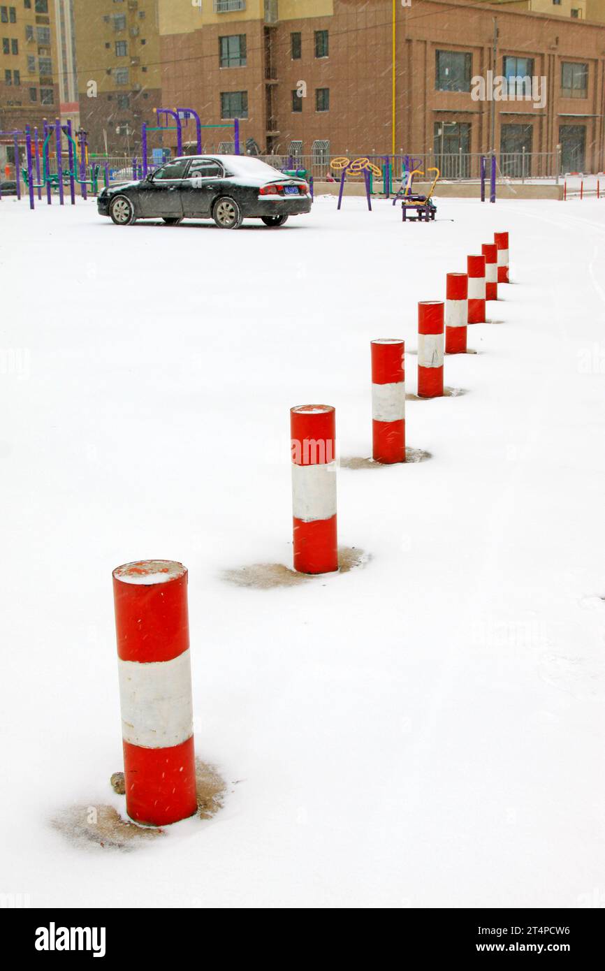 Roadblocks in the snow Stock Photo - Alamy