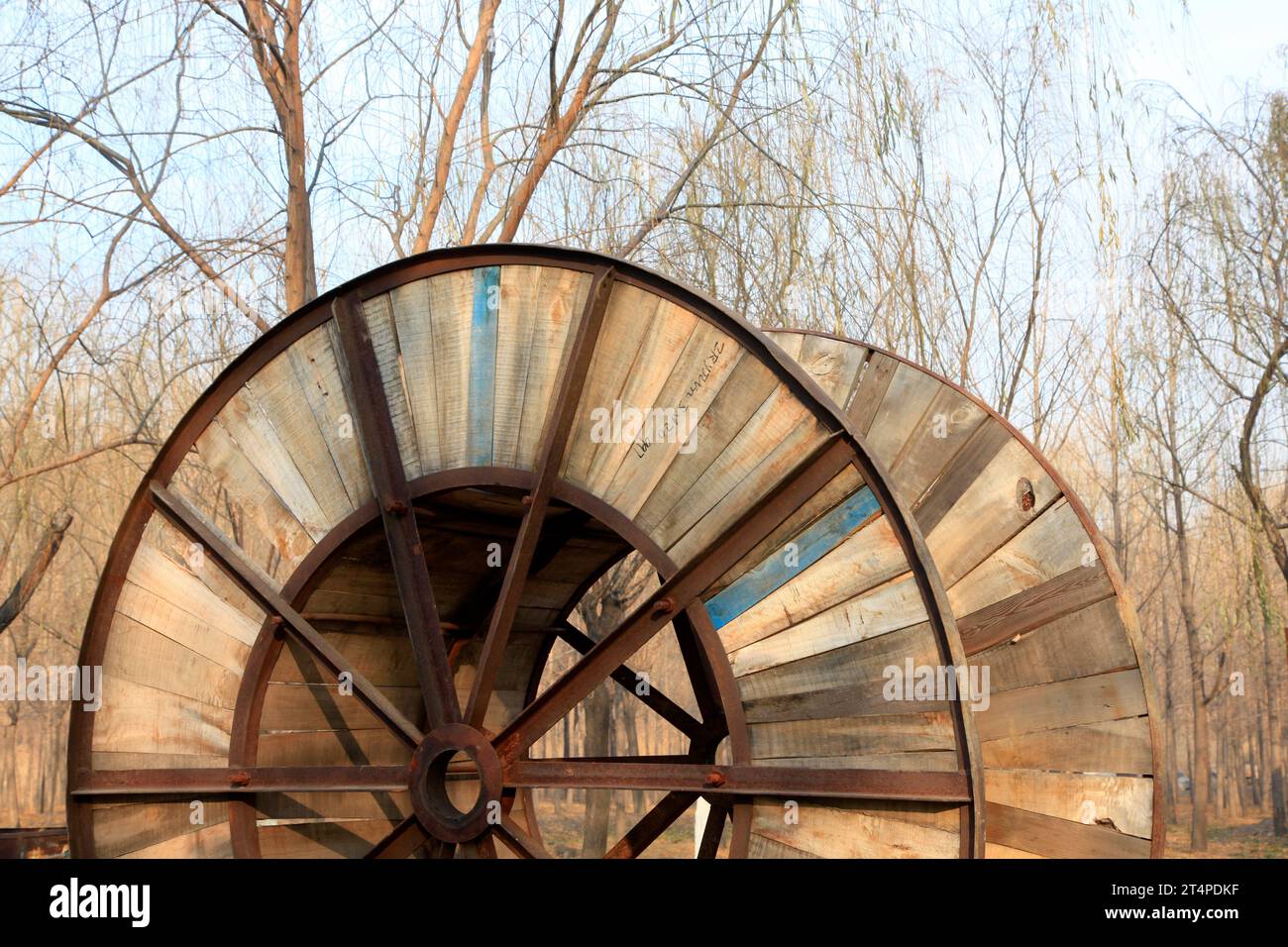 angle steel and board wheel structure Stock Photo - Alamy