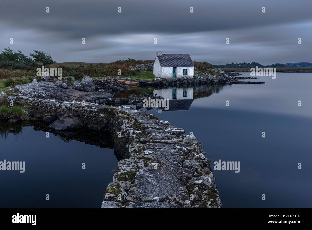 Screebe Fisherman's Hut is a small, traditional fishing hut on the Wild ...
