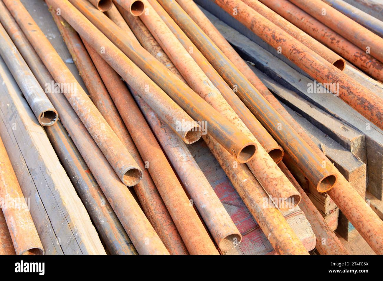 Oxidation rust steel pipe hi-res stock photography and images - Alamy