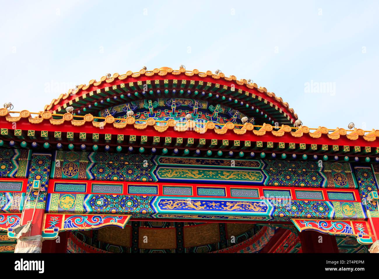 Chinese style pavilion roof Stock Photo - Alamy