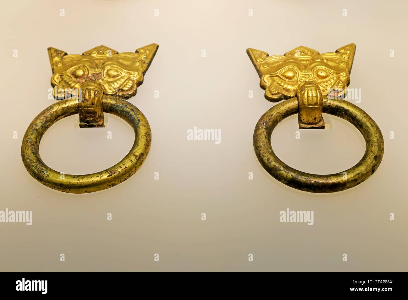 Chinese ancient gilt bronze ring Stock Photo - Alamy