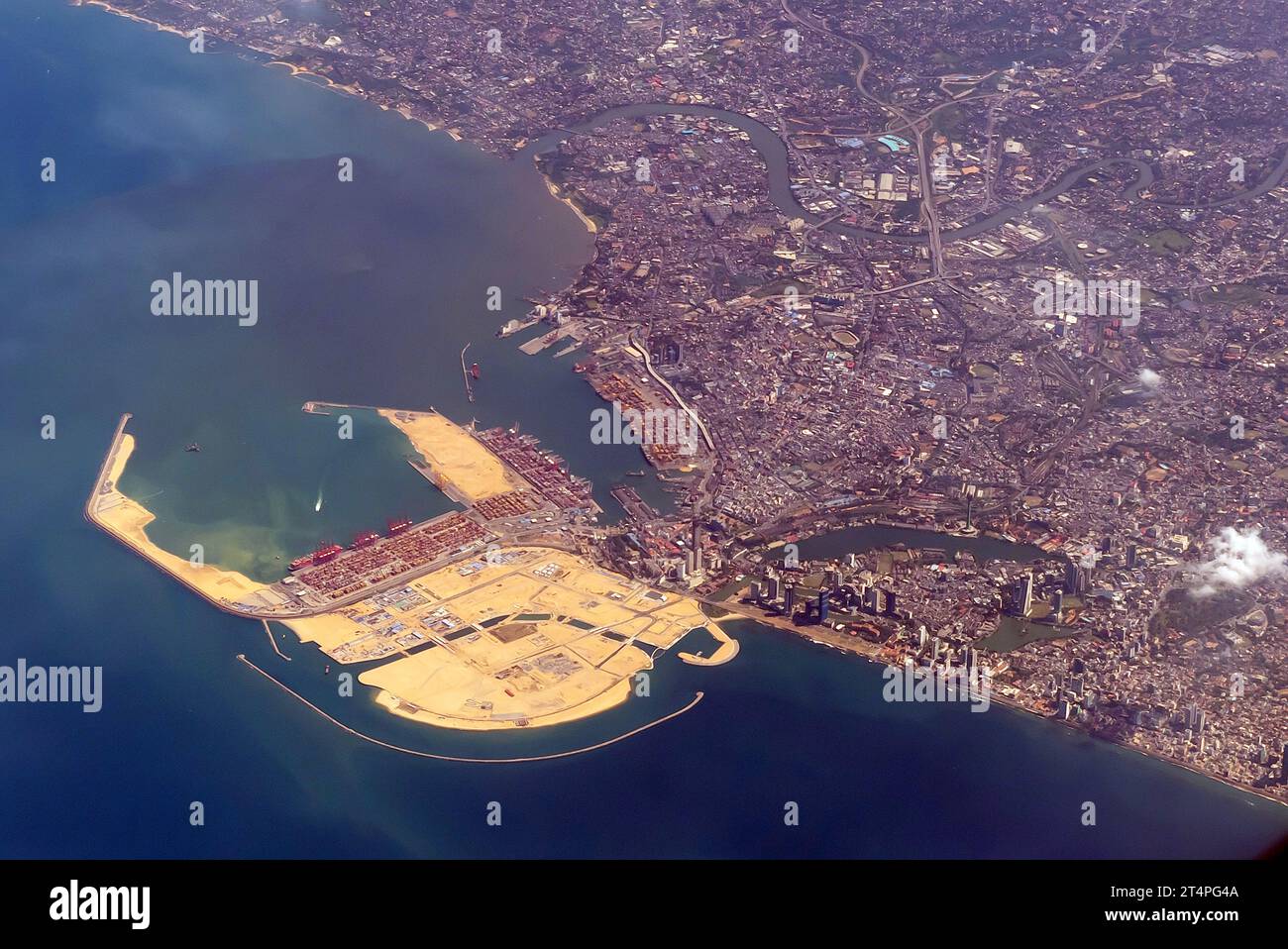 Colombo harbour ceylon sri lanka hi-res stock photography and images ...