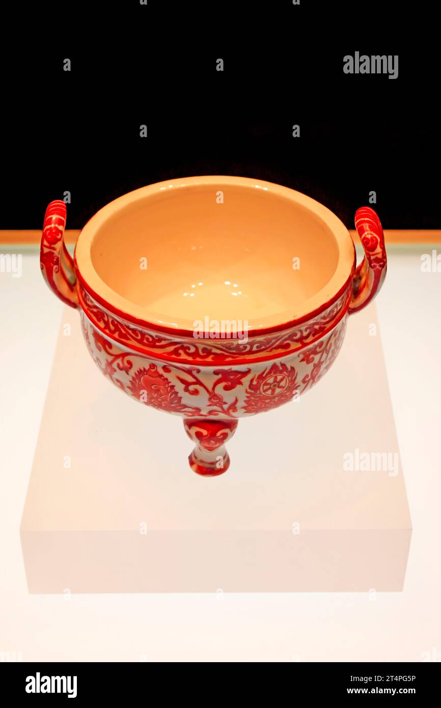 Chinese ancient ceramic ware Stock Photo - Alamy
