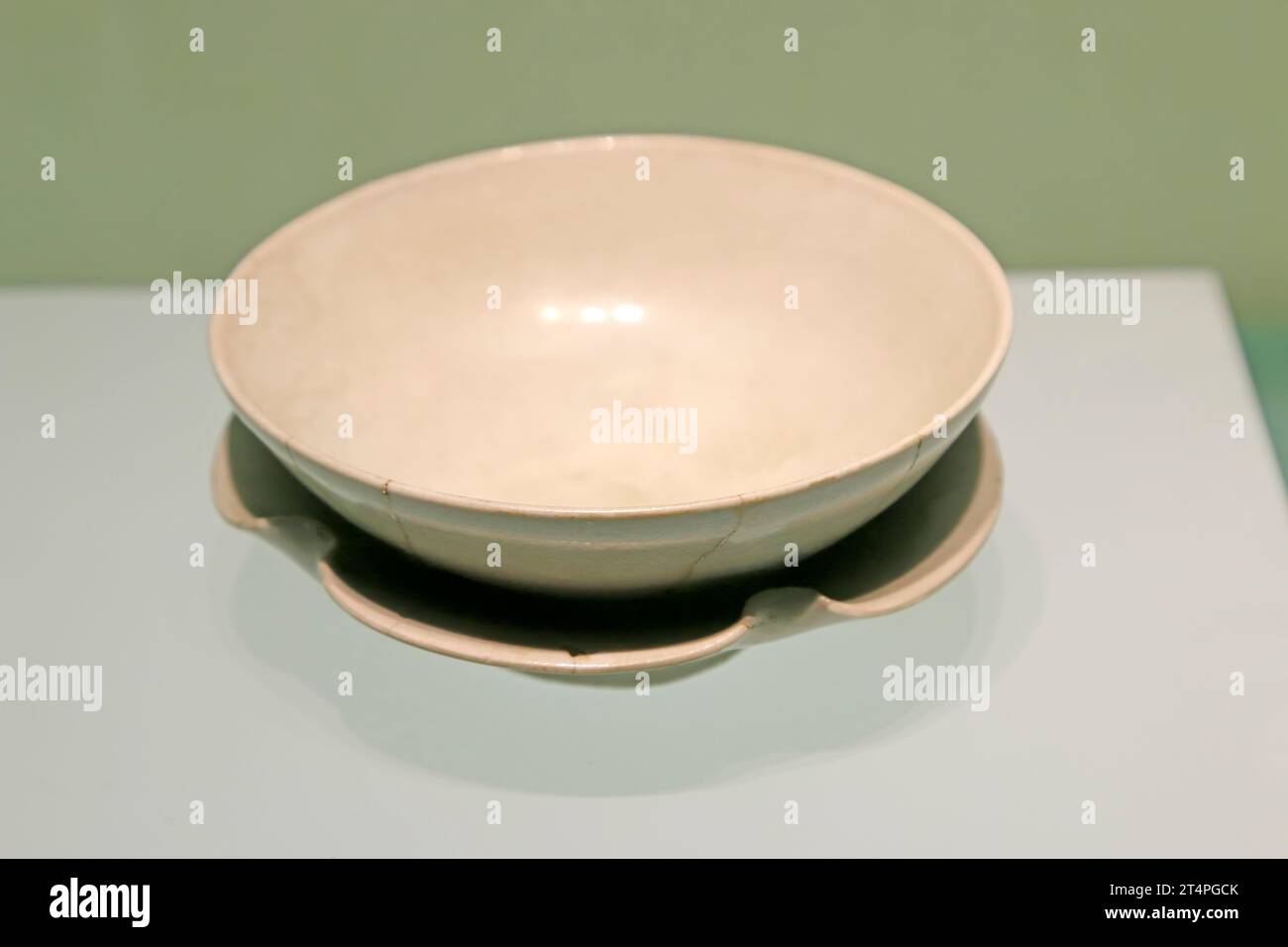 Chinese ancient ceramic ware Stock Photo - Alamy